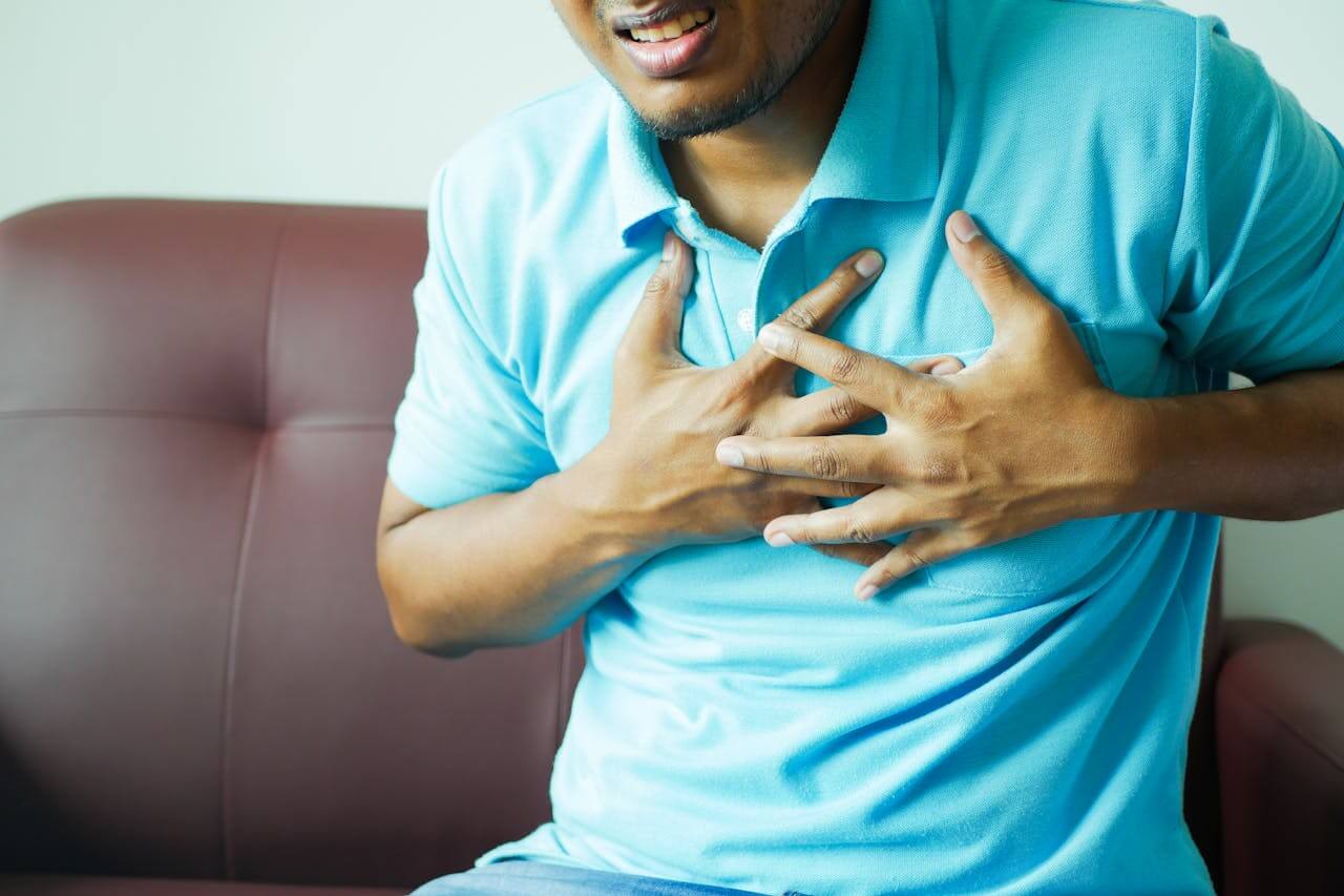Chest Pain Causes and When to Worry | +MEDRITE