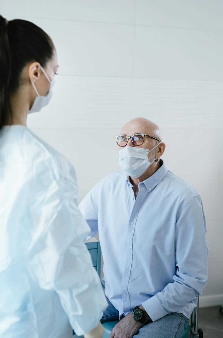 RSV in Elderly Adults: Symptoms & Warning Signs | +MEDRITE